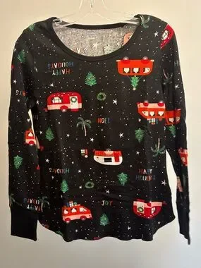 Old Navy | Intimates & Sleepwear | Old Navy Holiday Pajama Set With Red ...